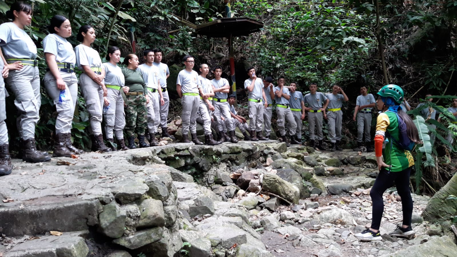 Campaña en el parque natural Macadamia – Instituto Militar Aquileo Parra